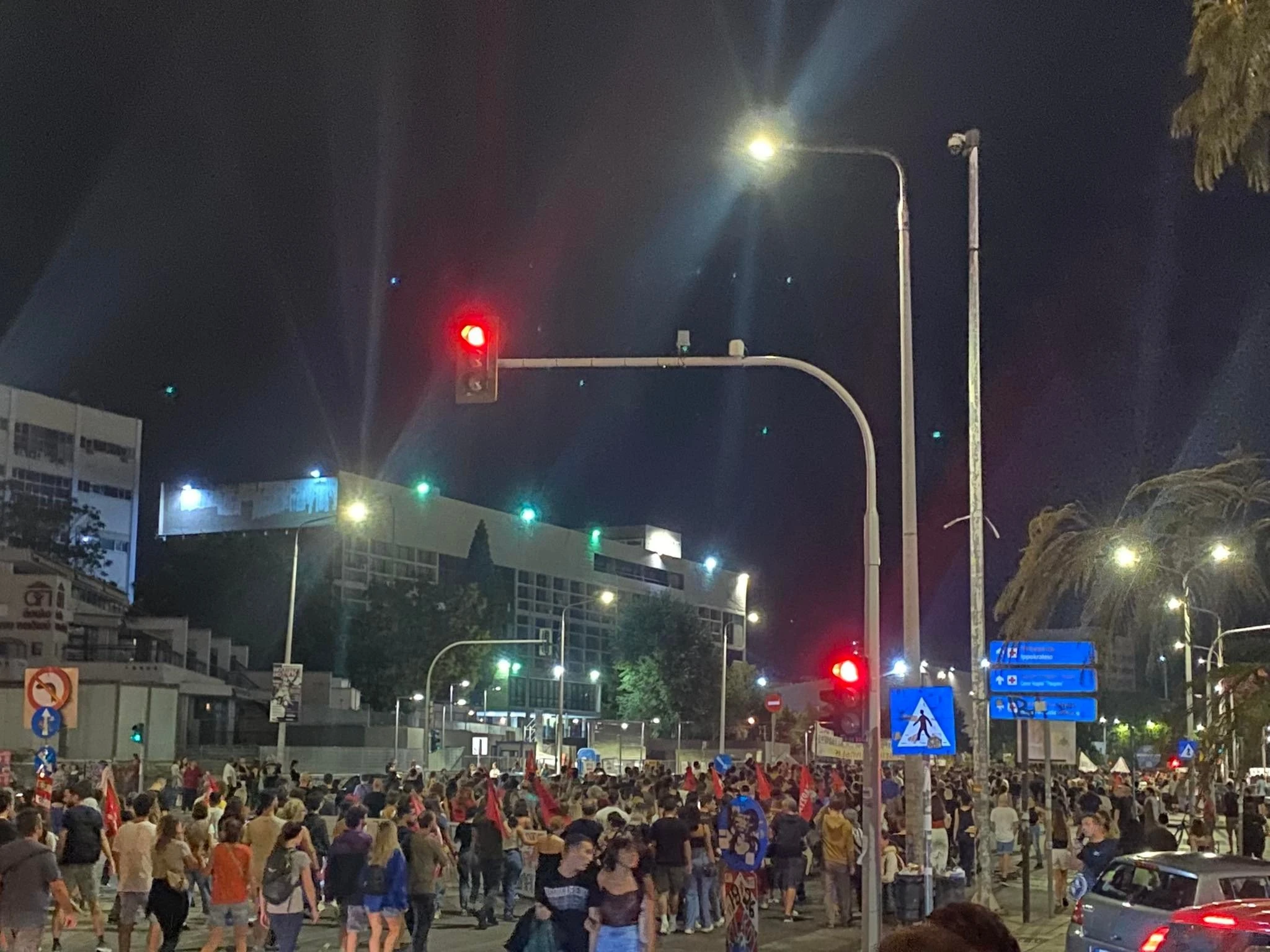 Eπεισόδια μετά την πορεία διαμαρτυρίας για την πανεπιστημιακή αστυνομία ...