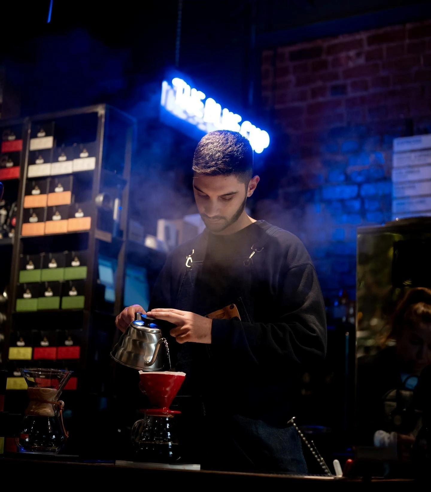 Το The Blue Cup Creative Bar επέστρεψε ανανεωμένο