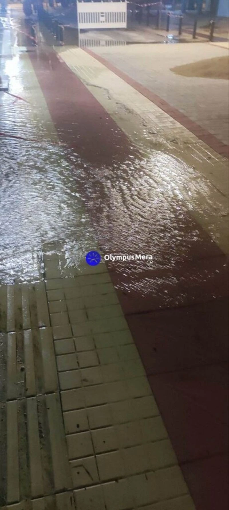 Παραλία Κατερίνης: Ο νέος πεζόδρομος σε... πλημμυροπεριπέτειες! (βίντεο ...