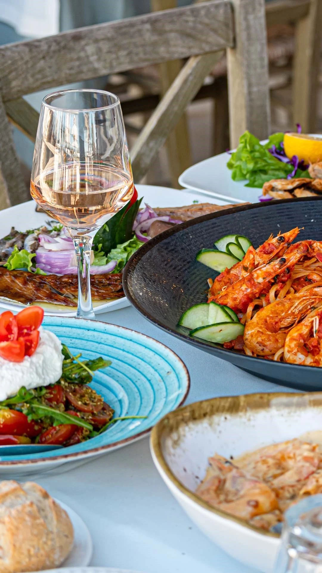 «Bakalis Restaurant»: Ένα γαστρονομικό διαμάντι που σερβίρει τόλμη και ...