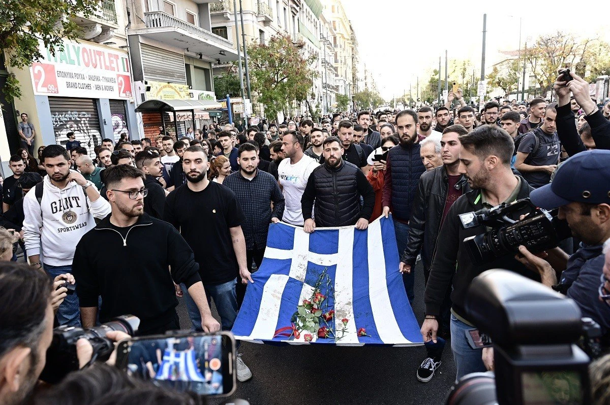 Πολυτεχνείο: Έφτασε στην αμερικάνικη πρεσβεία πορεία με την ...