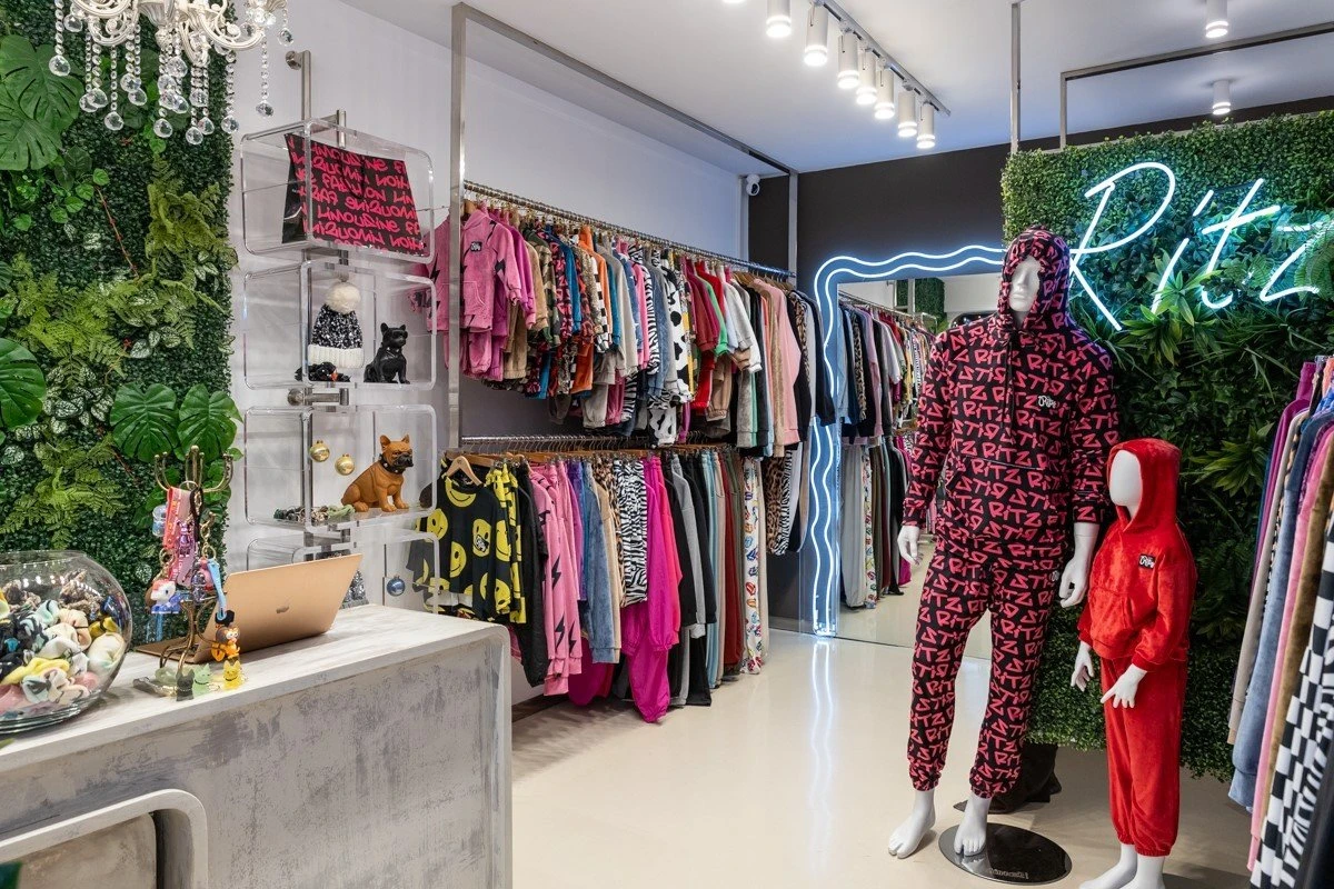 Ritz Clothing & Fashion Limousine: Οι πιο εντυπωσιακές casual chic ...