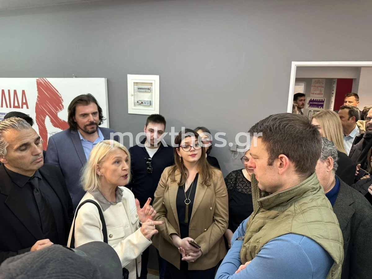 Στα γραφεία του ΣΥΡΙΖΑ- ΠΣ Θεσσαλονικης ο Στέφανος Κασσελακης- Τα ...