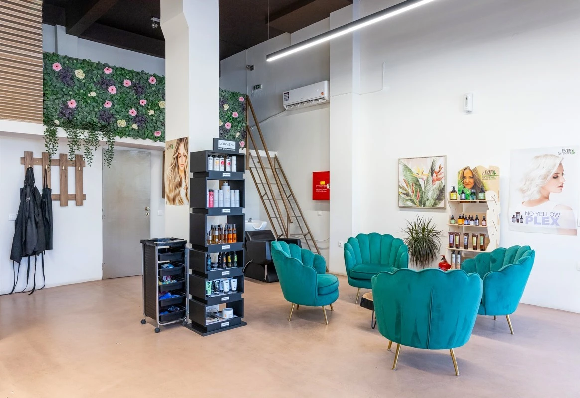 Colour Salon: Όταν η κομμωτική γίνεται τέχνη