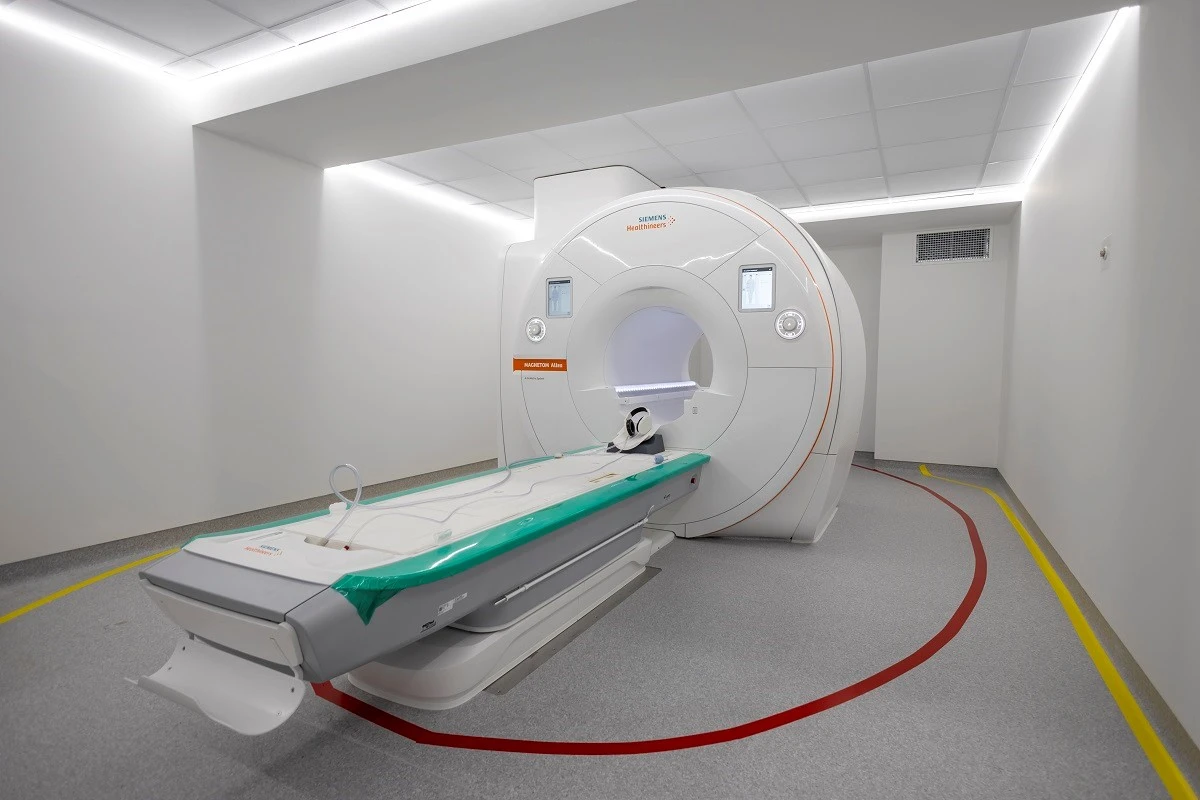 Euromedica Κλινική Κυανούς Σταυρός: Η πρώτη ιδιωτική κλινική που ...